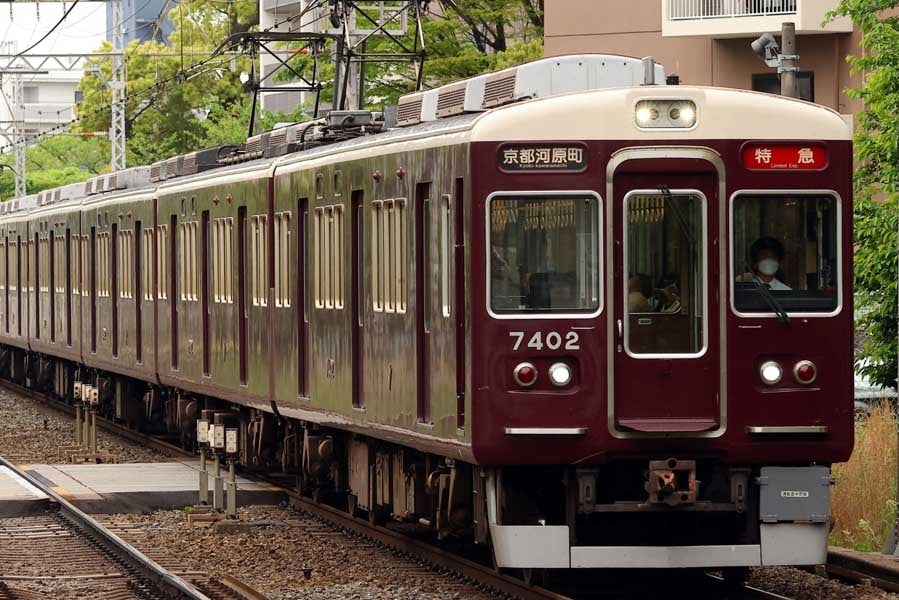 不法侵入から破壊行為まで！ 鉄道オタクの「迷惑行為」が延々と繰り返される理由 SNS時代に再考する | Merkmal（メルクマール） - (7)
