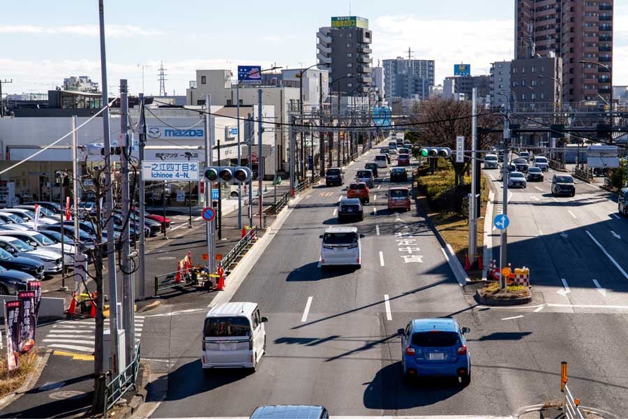なぜ環七で「ラーメン戦争」が勃発したのか？ 路駐の列は深夜まで！ 52.5kmの道路が生んだ「独自経済圏」の歴史を再考する | Merkmal（メルクマール） - (4)