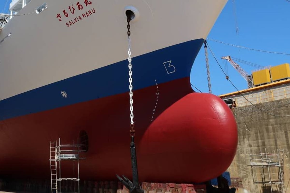 船の「丸い先端」が消えた！？――いったいなぜ？ 低速運航が変えた大型船の常識とは | Merkmal（メルクマール） - (5)