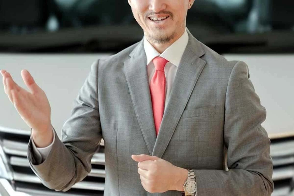 ディーラー大迷惑？ 自動車の「カタログマニア」がいなくならない根本理由 | Merkmal（メルクマール） - (2)