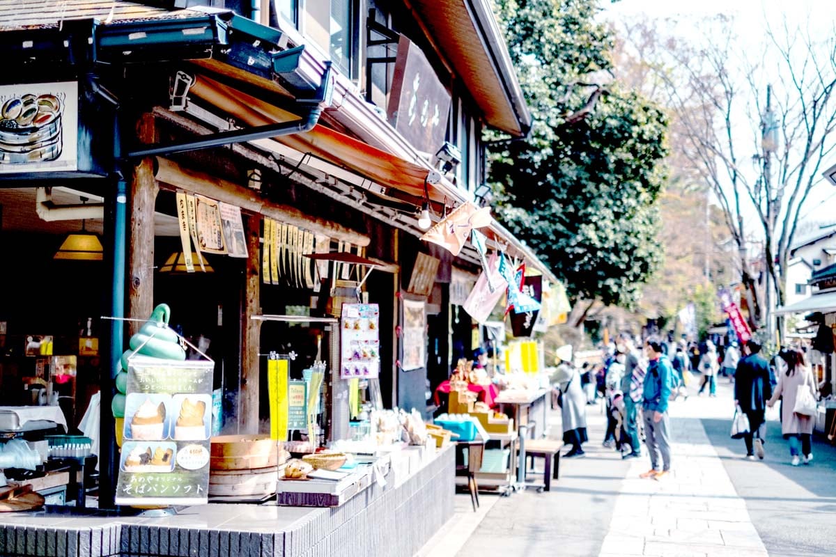 東京の郊外「深大寺」が若者で大混雑！ TikTokブームで「原宿化」――“自然界隈”は地域経済の恩恵か、歪みか？ | Merkmal（メルクマール） - (6)