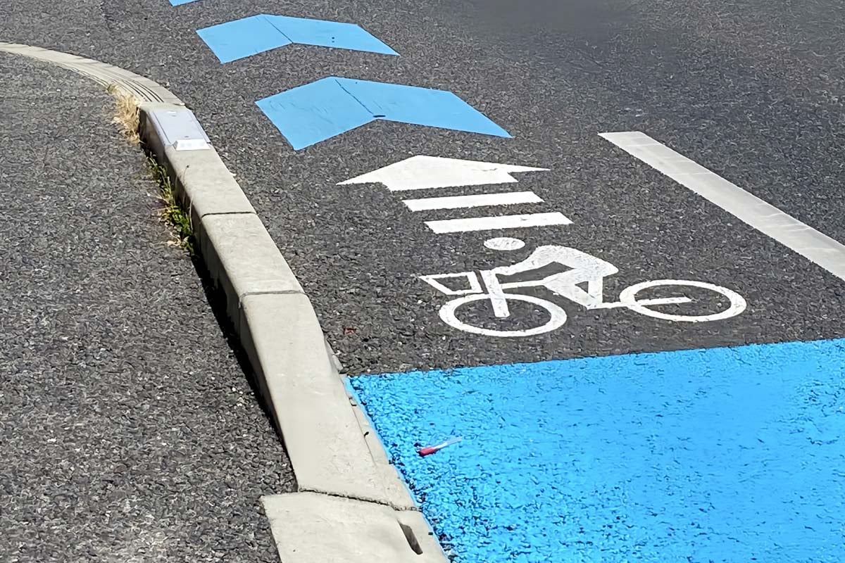 率直に問う 自転車はどこを走っても「邪魔者」なのだろうか？ | Merkmal（メルクマール） - (2)