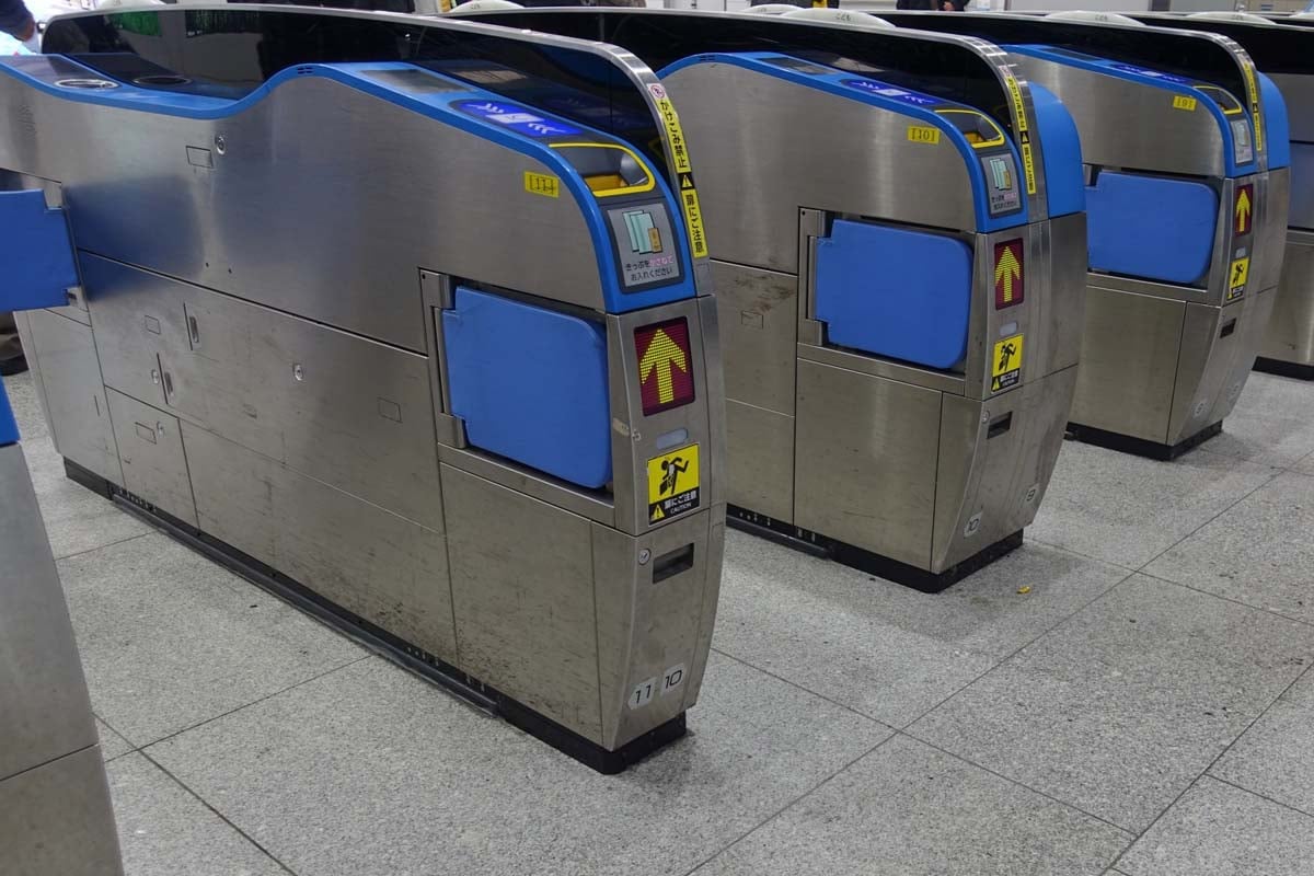 JR西日本「高機能カード」10月終了へ――iPhone登場前に“魔法”だった決済革命、20年後に幕引きの現実 | Merkmal（メルクマール） - (4)